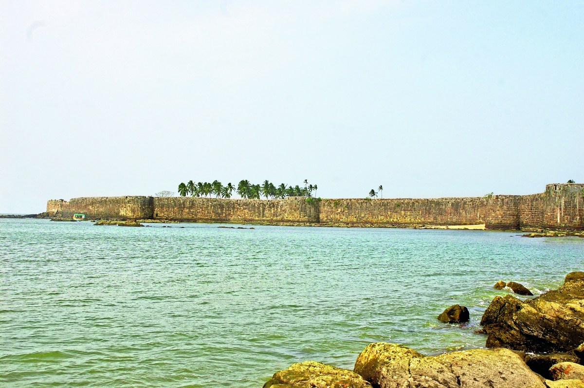 Discovering Sindhudurg Fort: History, Architecture, and Spectacular ...